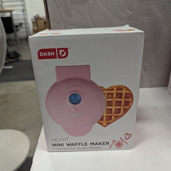 Dash | Kitchen | Dash Pink Heart Mini Waffle Maker | Poshmark